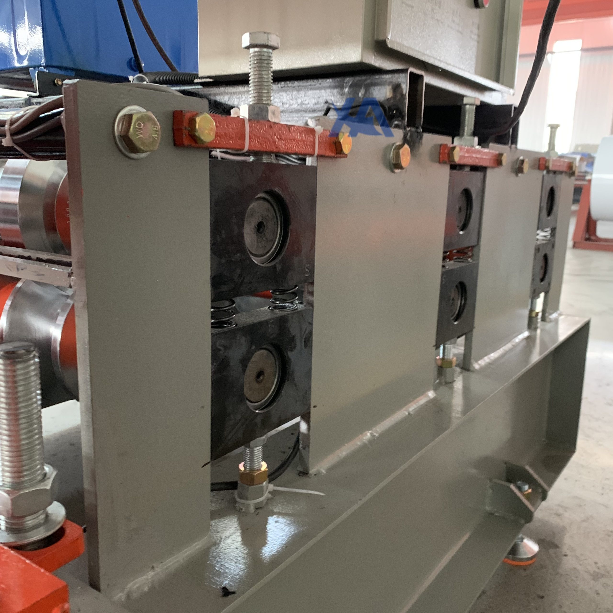 Automatic Metal Tile Crimping Arching Machine For Steel Roofing Sheet ...